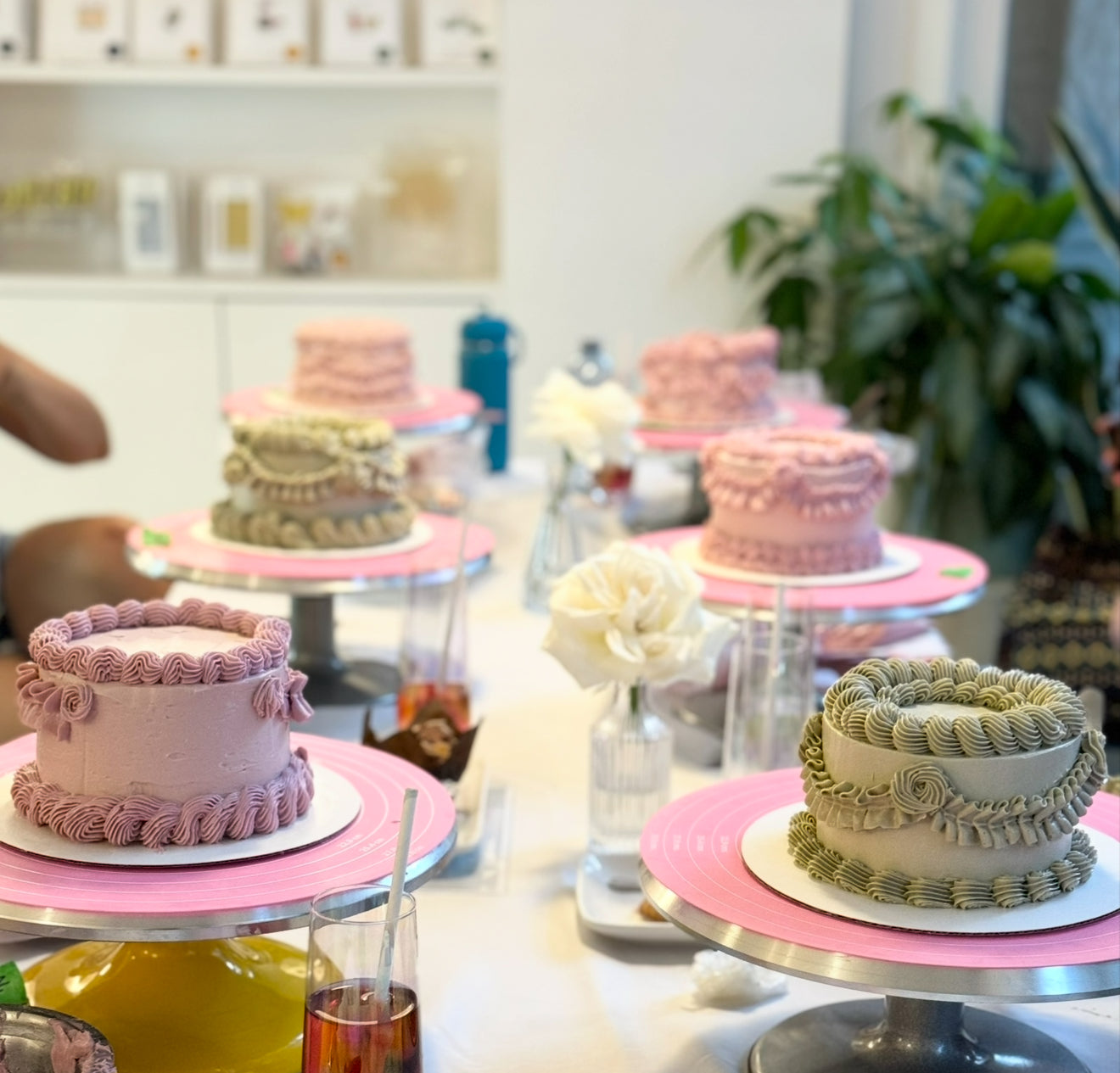 Velvet Lane Cakes & Cafe – Velvet Lane Cakes & Cafe